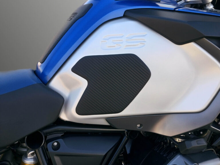 BMW R1200GSA & R1250GSA KNEE PADS • Rubbatech